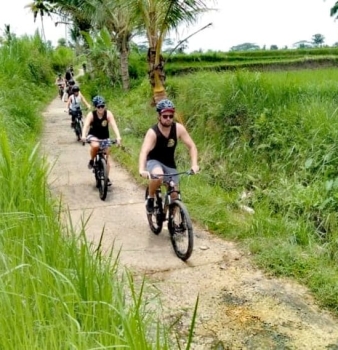 About Us - Surya Bintang Adventure