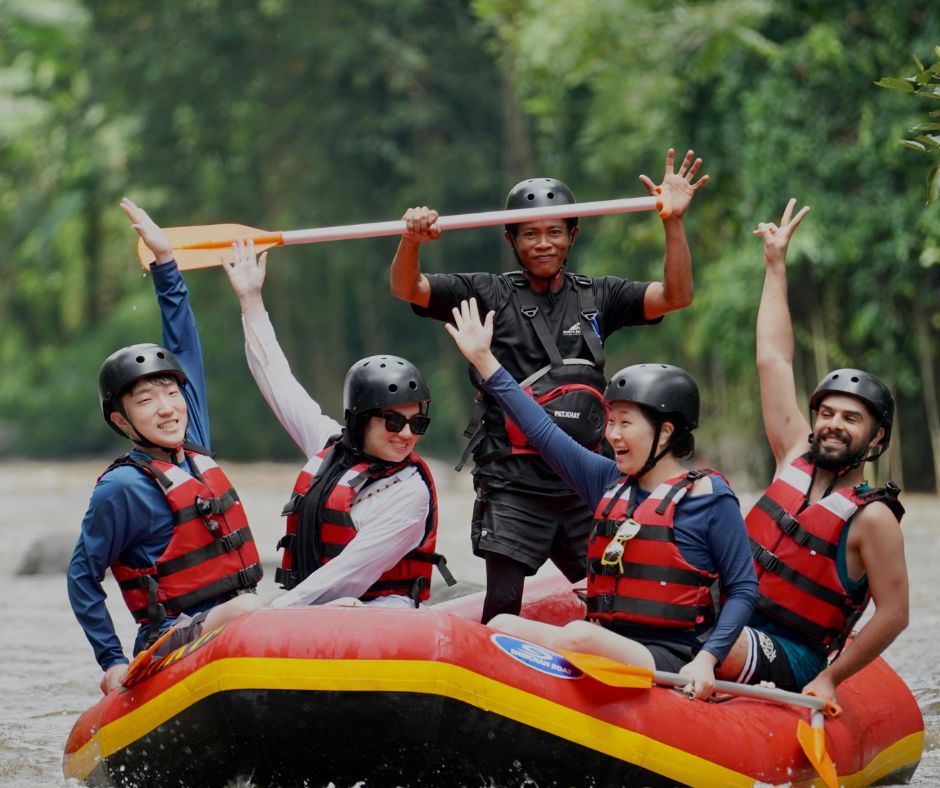 About Us - Surya Bintang Adventure