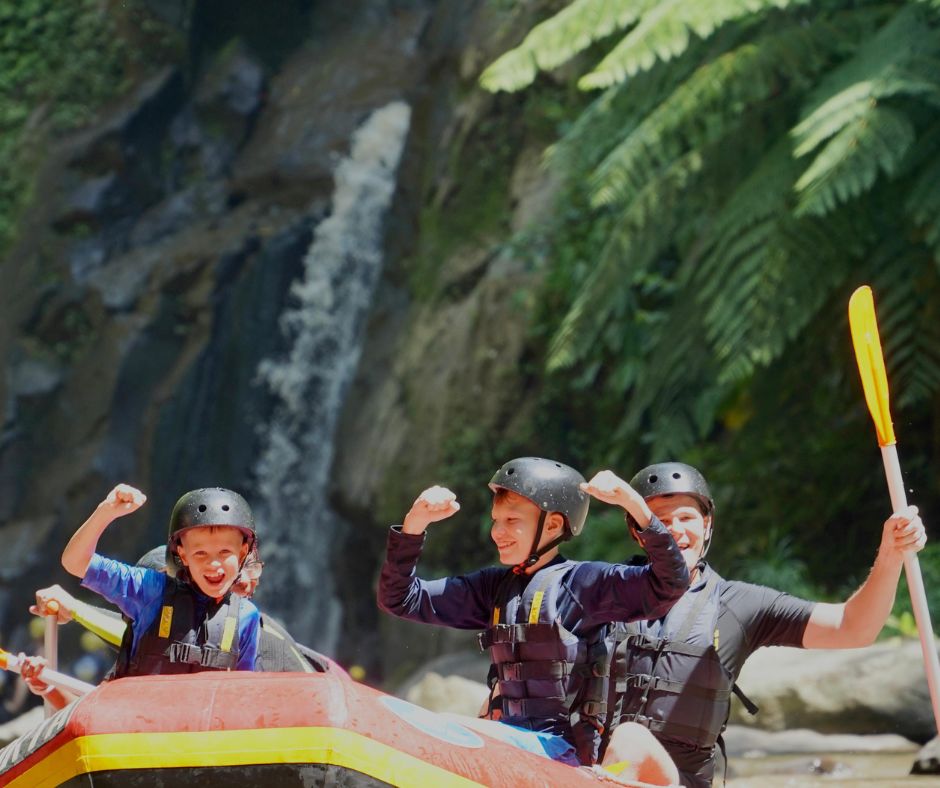 About Us - Surya Bintang Adventure